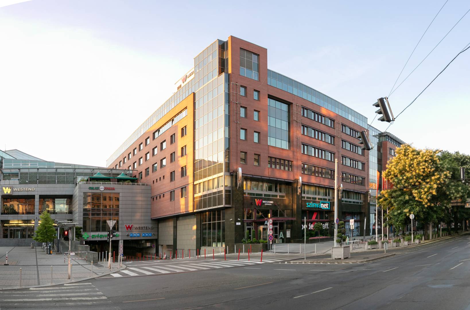 Discover the Benefits of the DBH Westend Serviced Office